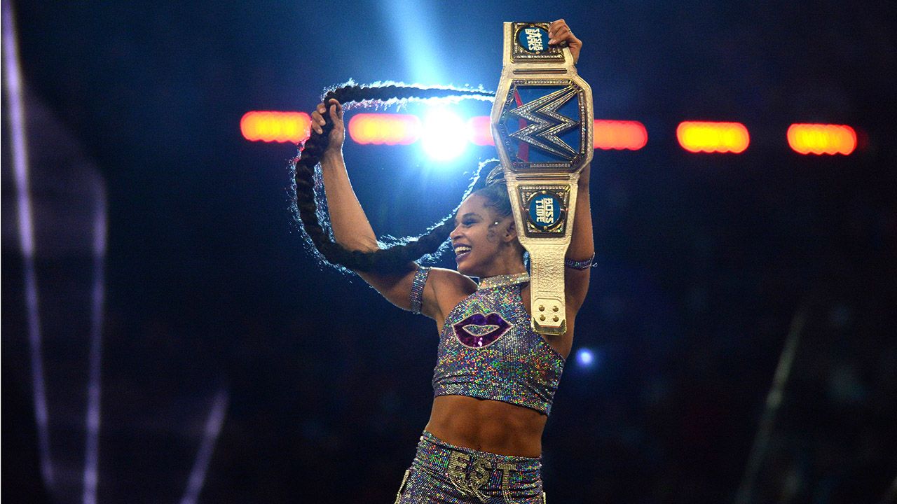 ¡Gran victoria de Bianca Belair sobre Sasha Banks para ganar el ...