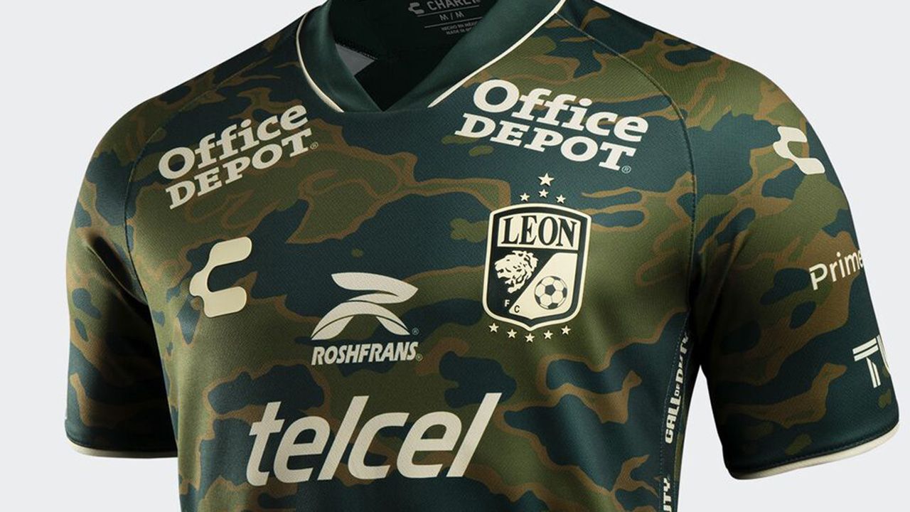 León se pone camuflaje y sorprende con su nuevo jersey